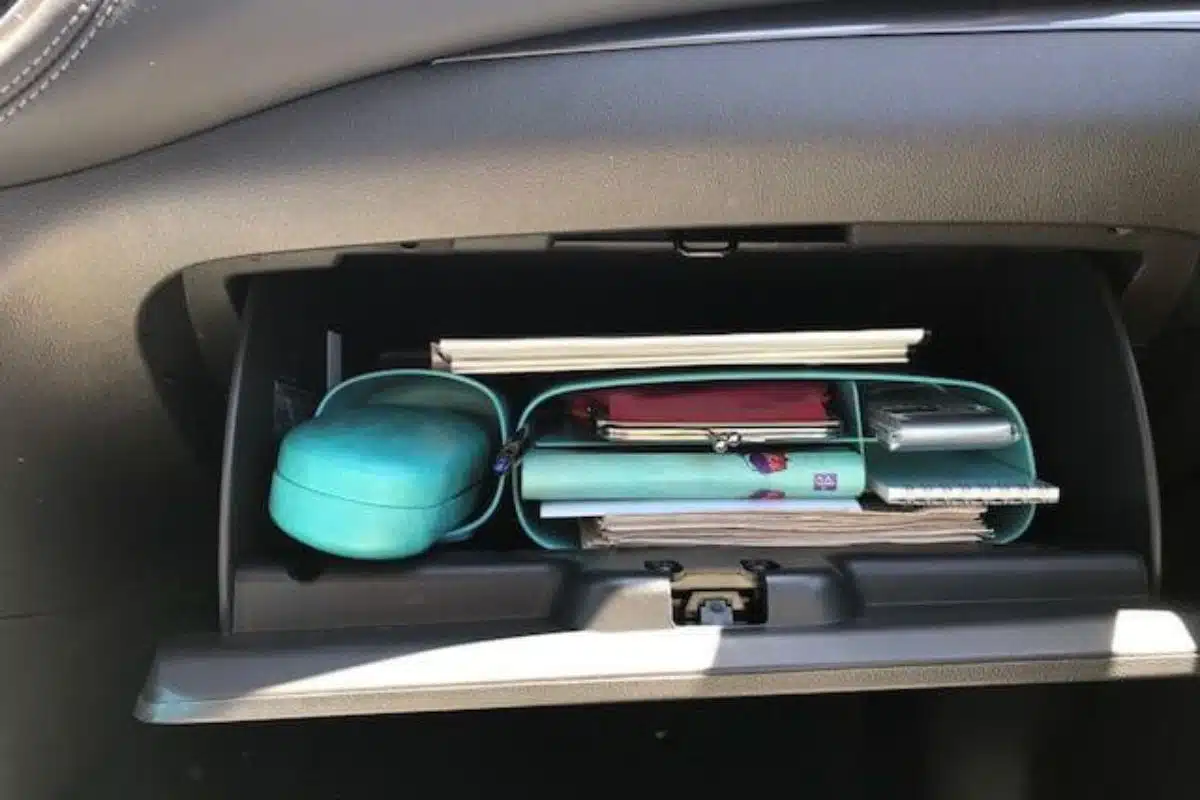 10 habits of people who always have spotless cars