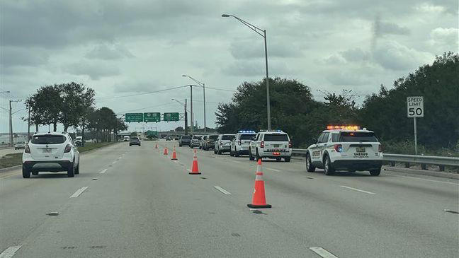 Police activity blocks lanes on Southern Blvd. near Palm Beach ...