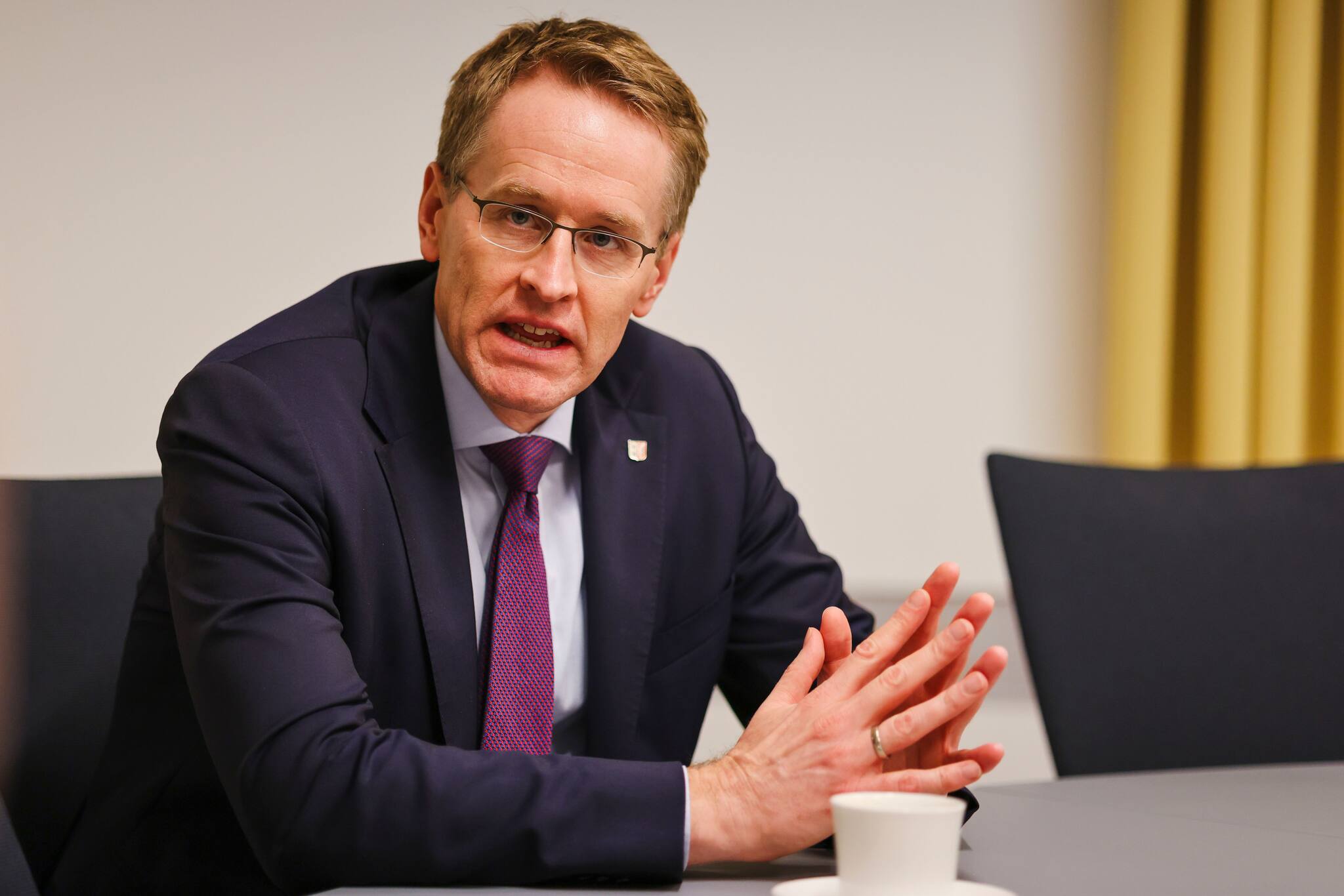 Zensur von „Nius”? Kritik an Daniel Günther wegen Auftritt bei Lanz ...