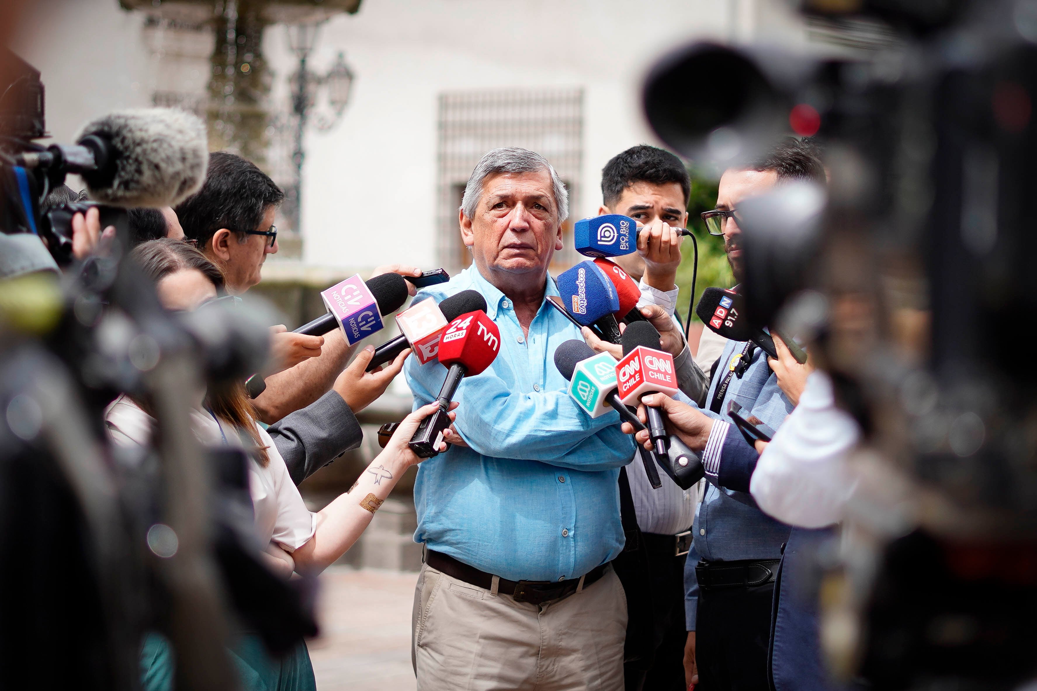 Me llama la atención que se plantee que no hay derecho a expresión ...