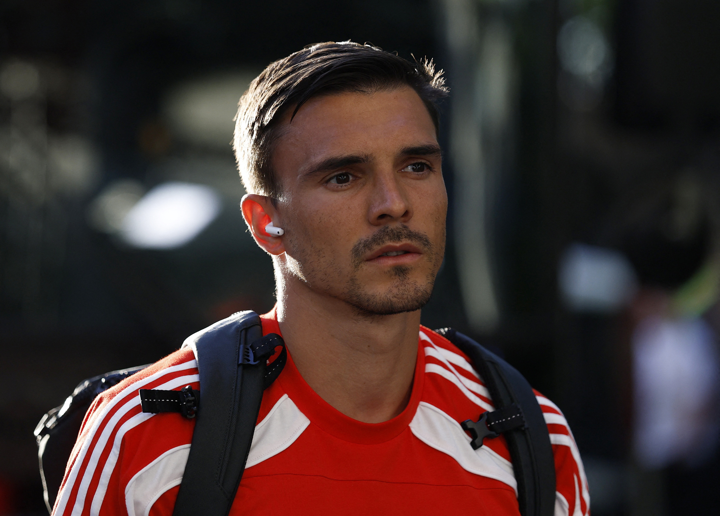 Tottenham urged to build team around 'fighter' and signing him ...