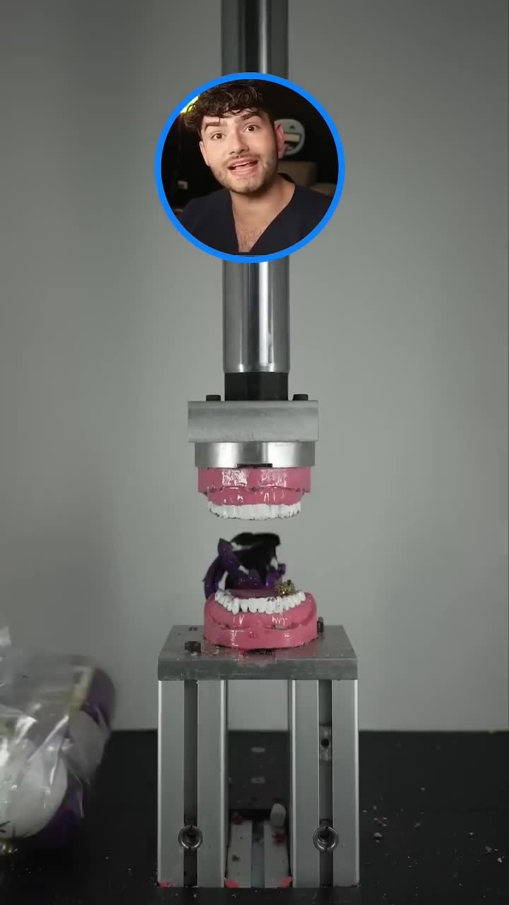 Teeth crushing ASMR!