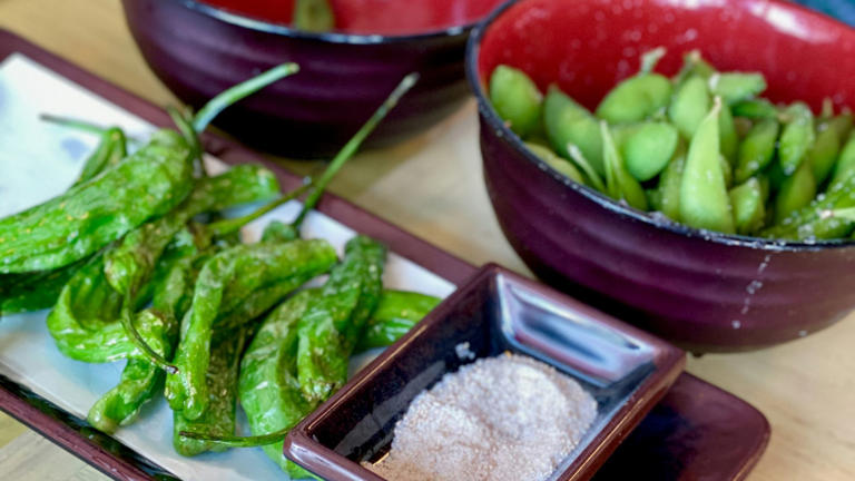 Still confused about eating edamame? Here’s how you do it