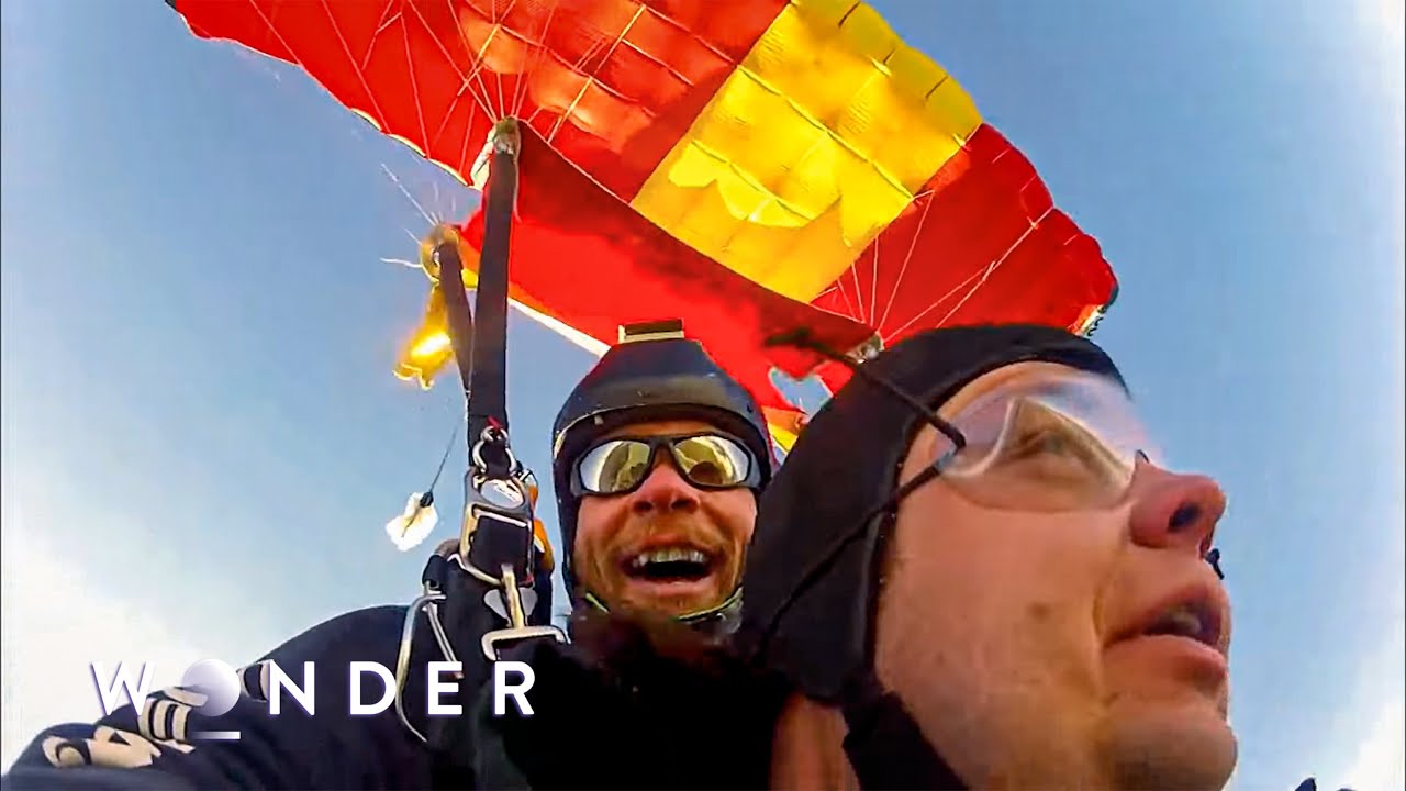 Pilot jumps out of plane at 12,000 feet