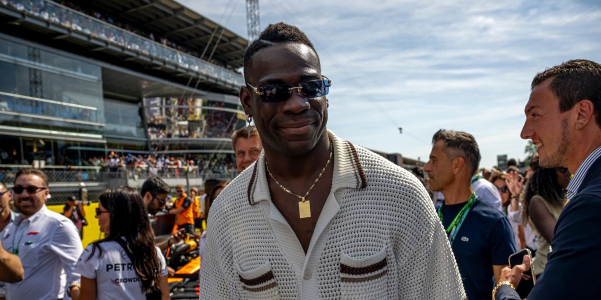 Balotelli lands in Dubai after UAE agreement