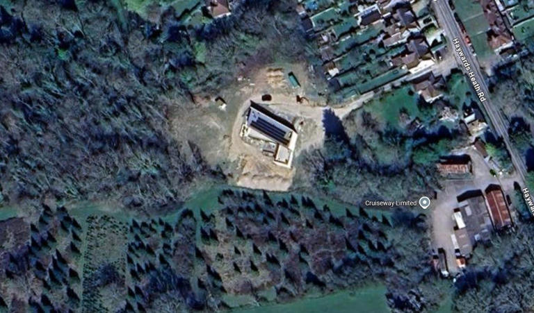 Application for two new homes in Balcombe approved after previous plan ...