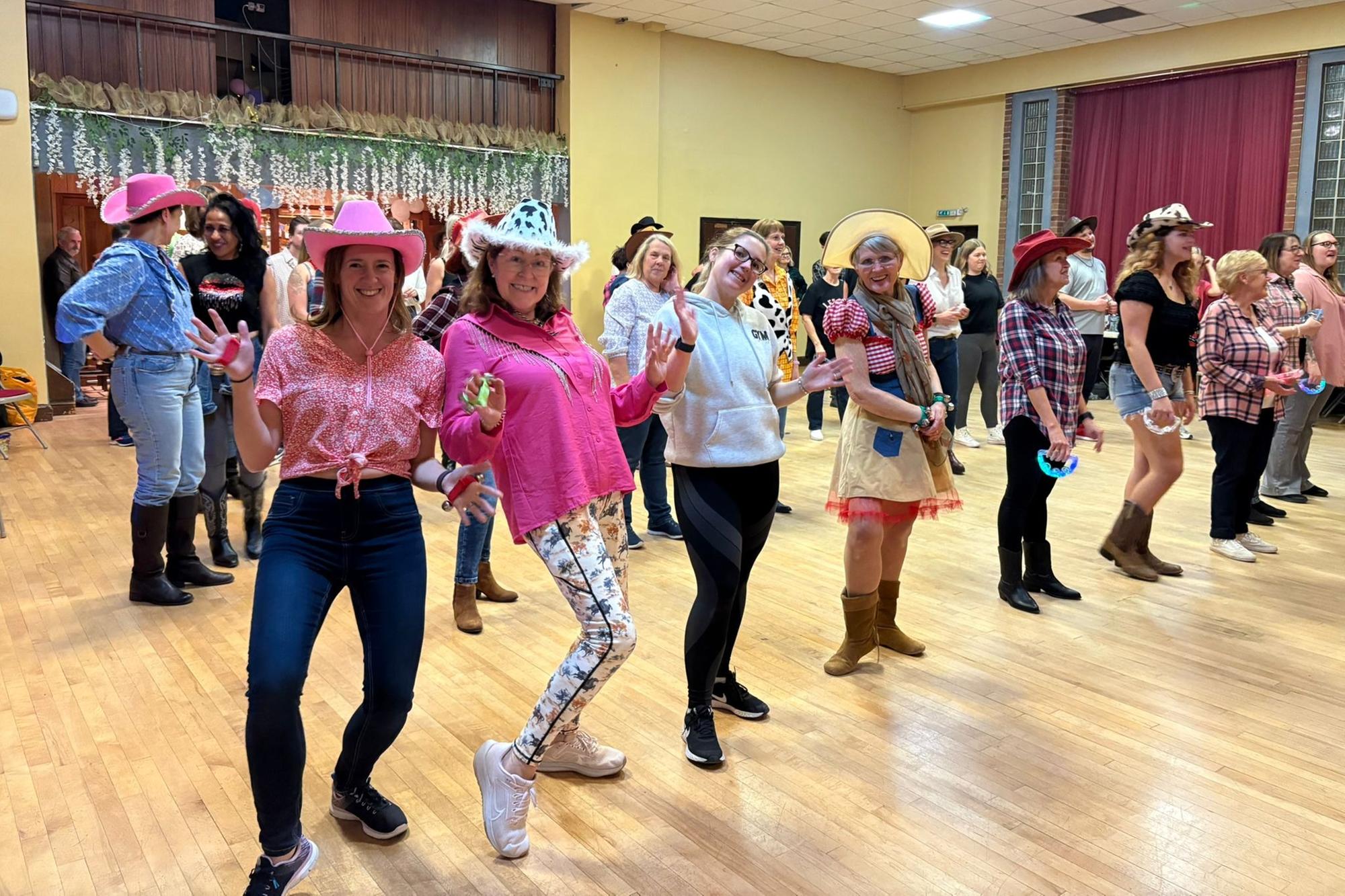 Fun dance event raises hundreds of pounds for Melton's first responders