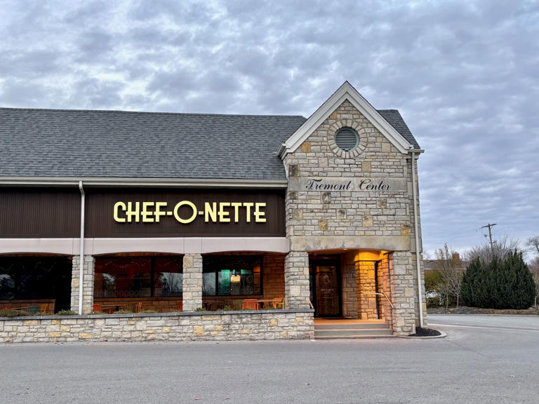 We tried the new (but still retro) Chef-O-Nette diner