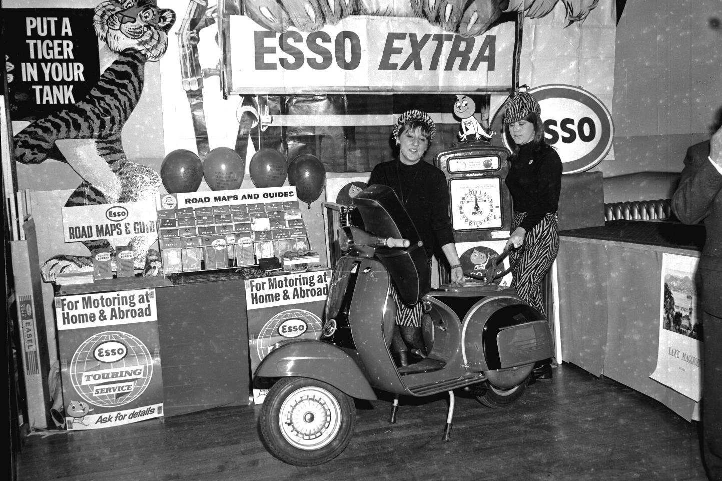 Northampton as it used to be: 55 pictures of planes, trains and ...