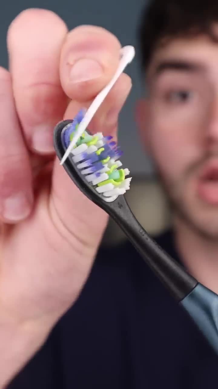 Battle of the brushes! Oral-B vs Colgate #shorts