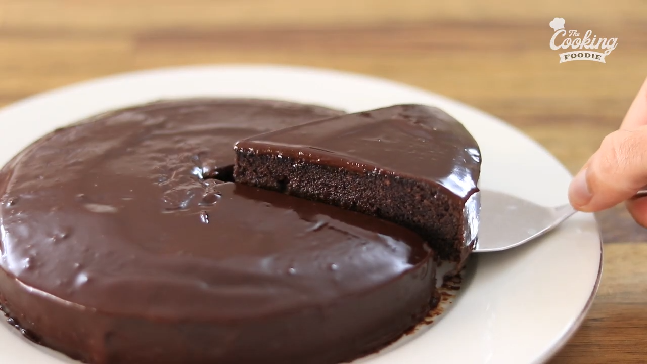 What happens when you bake a chocolate cake with just 3 ingredients