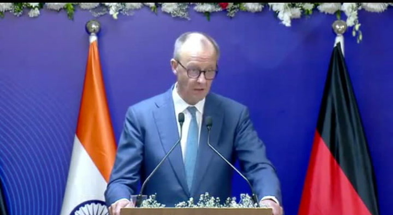 Merz condanna violenze contro manifestanti in Iran: "Segno debolezza"