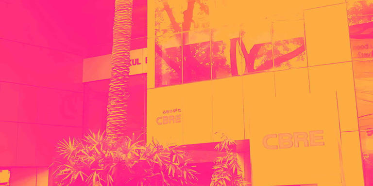 1 mooning stock to target this week and 2 facing headwinds