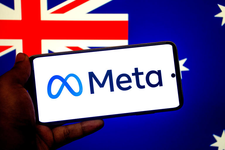 Meta closes 550,000 accounts to comply with Australia's kids social ...