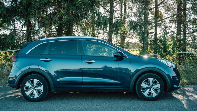 Why automakers are quietly shifting back to hybrids for 2026