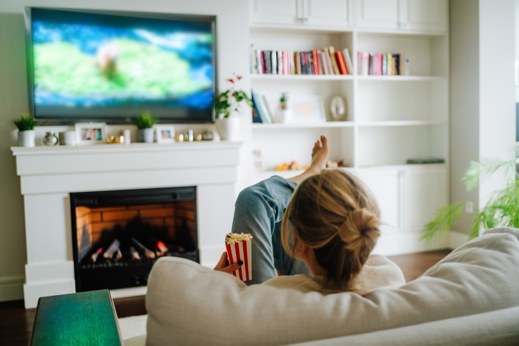 Why you shouldn’t feel guilty about watching TV after a long day ...