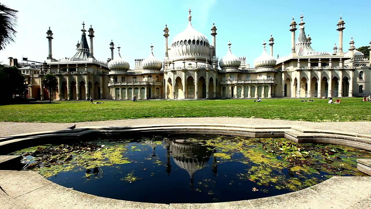 Royal Pavilion, Brighton: Drone soars over Britain's eastern palace