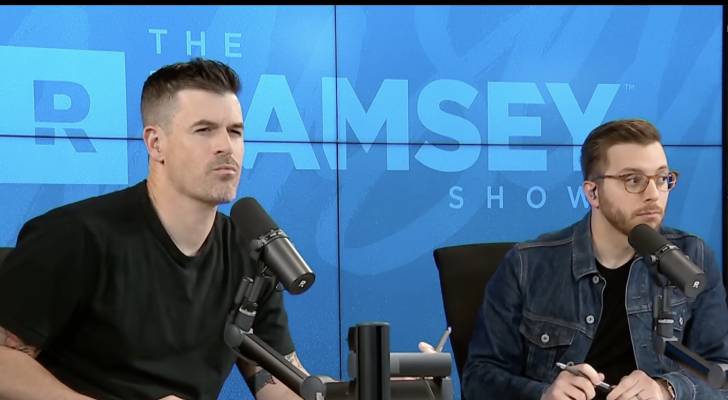 Missouri man says fiancée’s mom controls her money and may be stealing ...