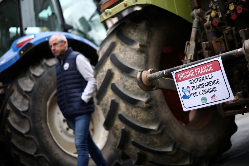 French farmers target food imports as Mercosur protests continue