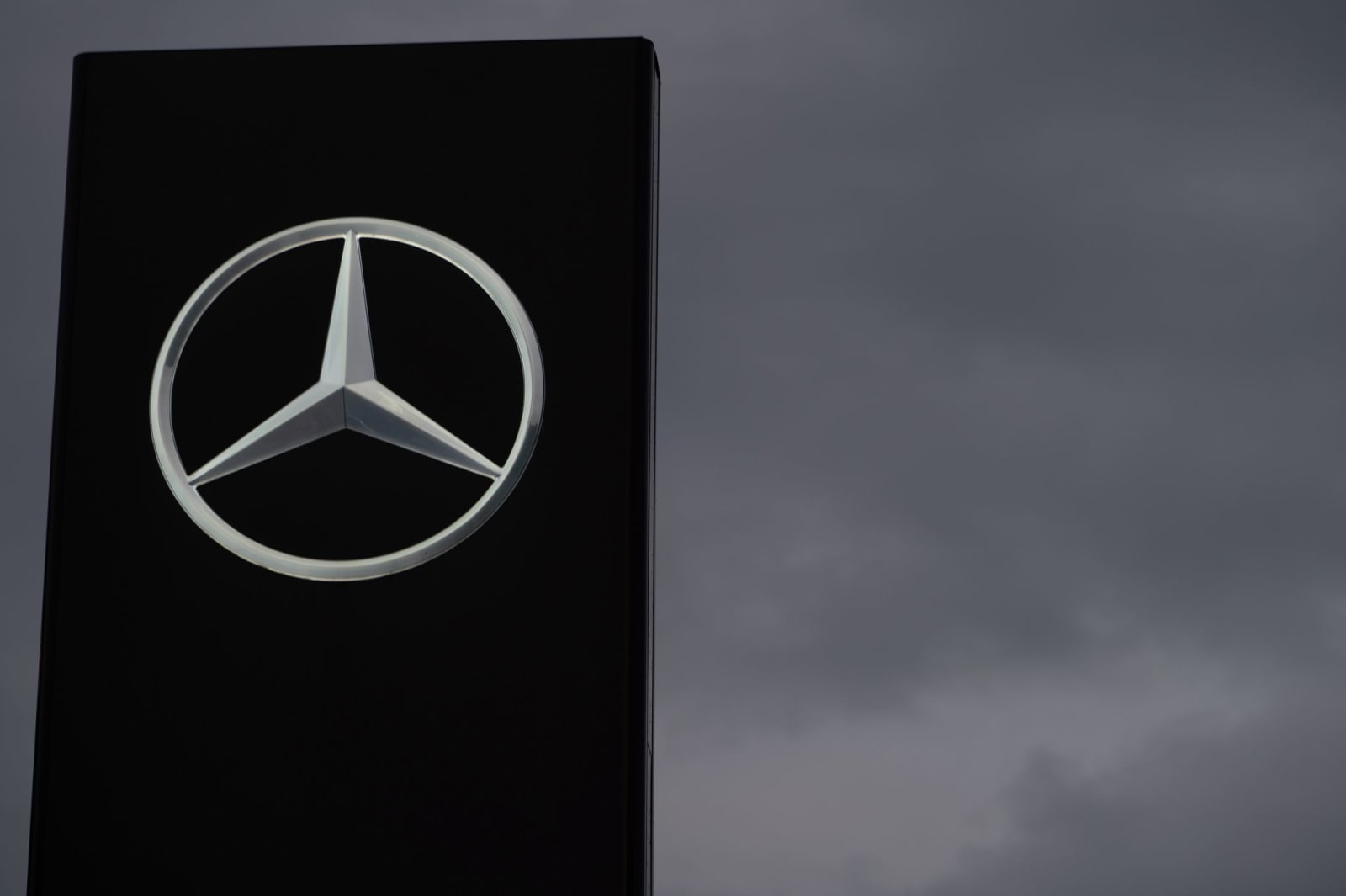 Mercedes-Benz vehicle sales down 10% last year