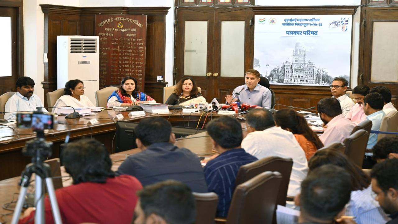 City gears up for BMC election: 2600 polling locations and 10,231 ...