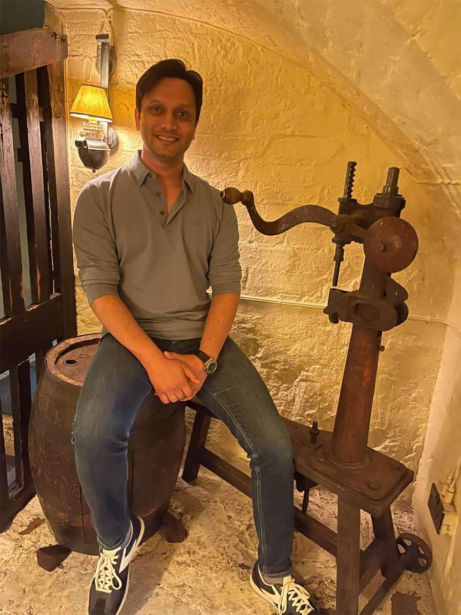 De De Pyaar De 2 & Cocktail 2 writer Tarun Jain talks about films, Luv ...