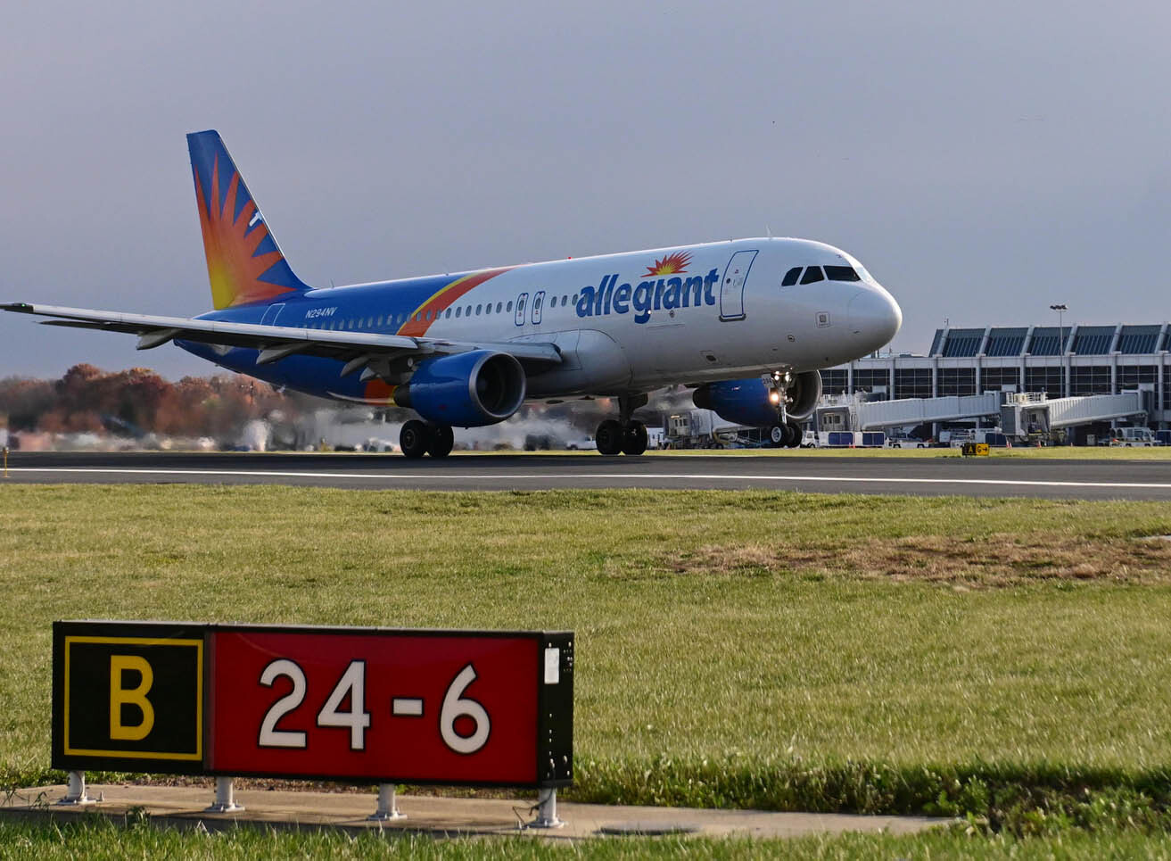 Allegiant to merge with another low-cost leisure airline. What it could ...