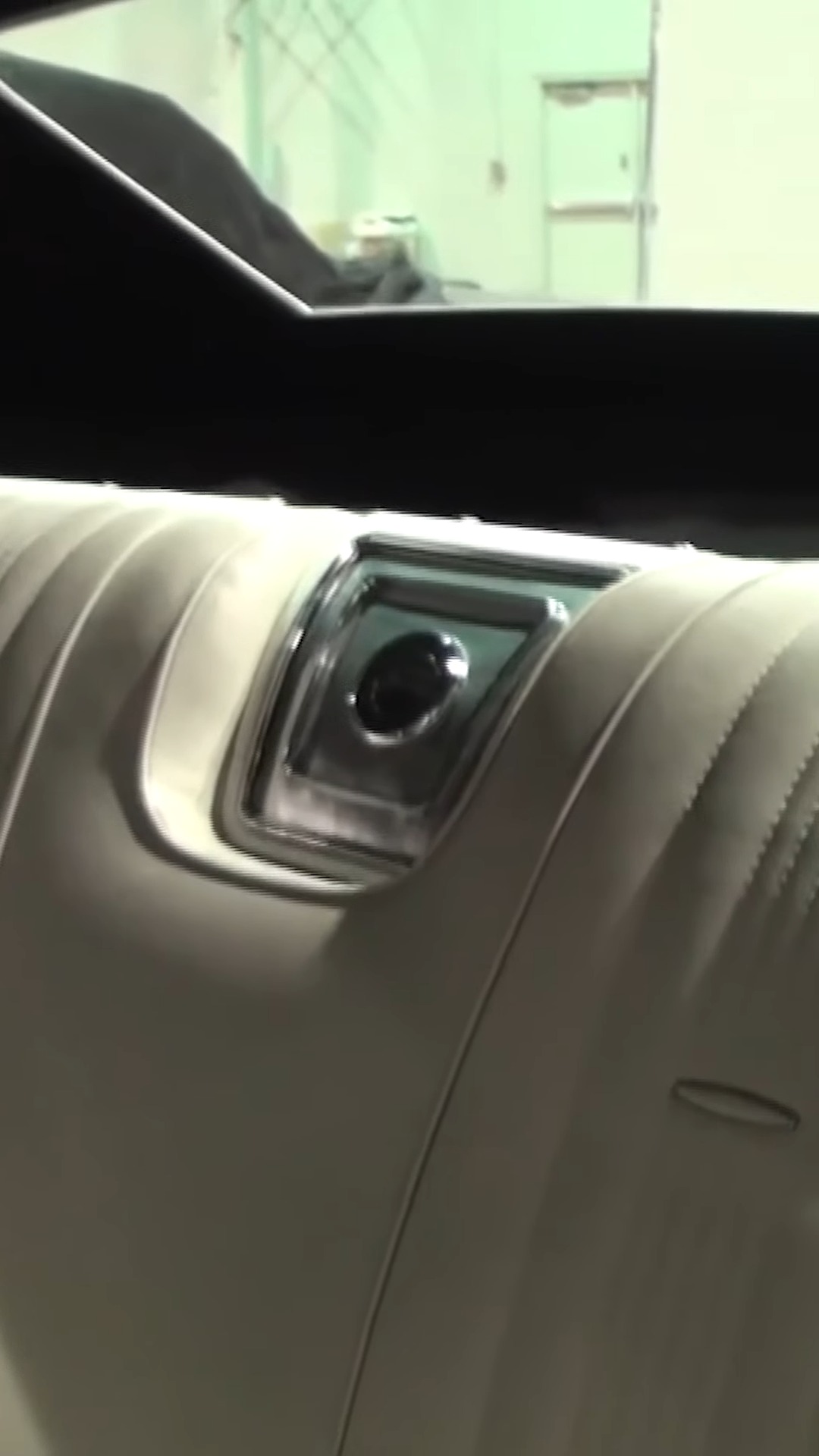 Spot the details on the 1967 Impala SS 427