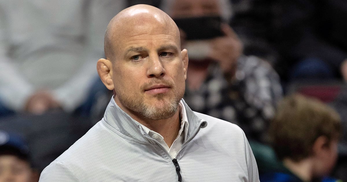 Penn State wrestling rolls into Iowa week with starting lineup set for ...