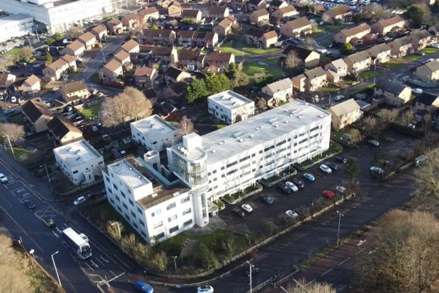 Inside the rare art deco flat within Glasgow's iconic Luma Tower set ...