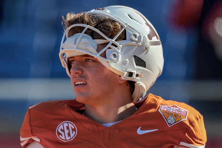 Arch Manning makes feelings clear on Texas Longhorns addition in ...