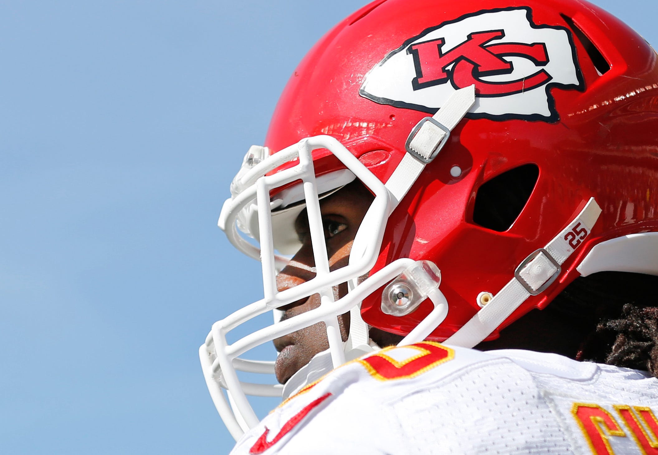 Chiefs legend Jamaal Charles joins the GEAR UP Against Cancer campaign
