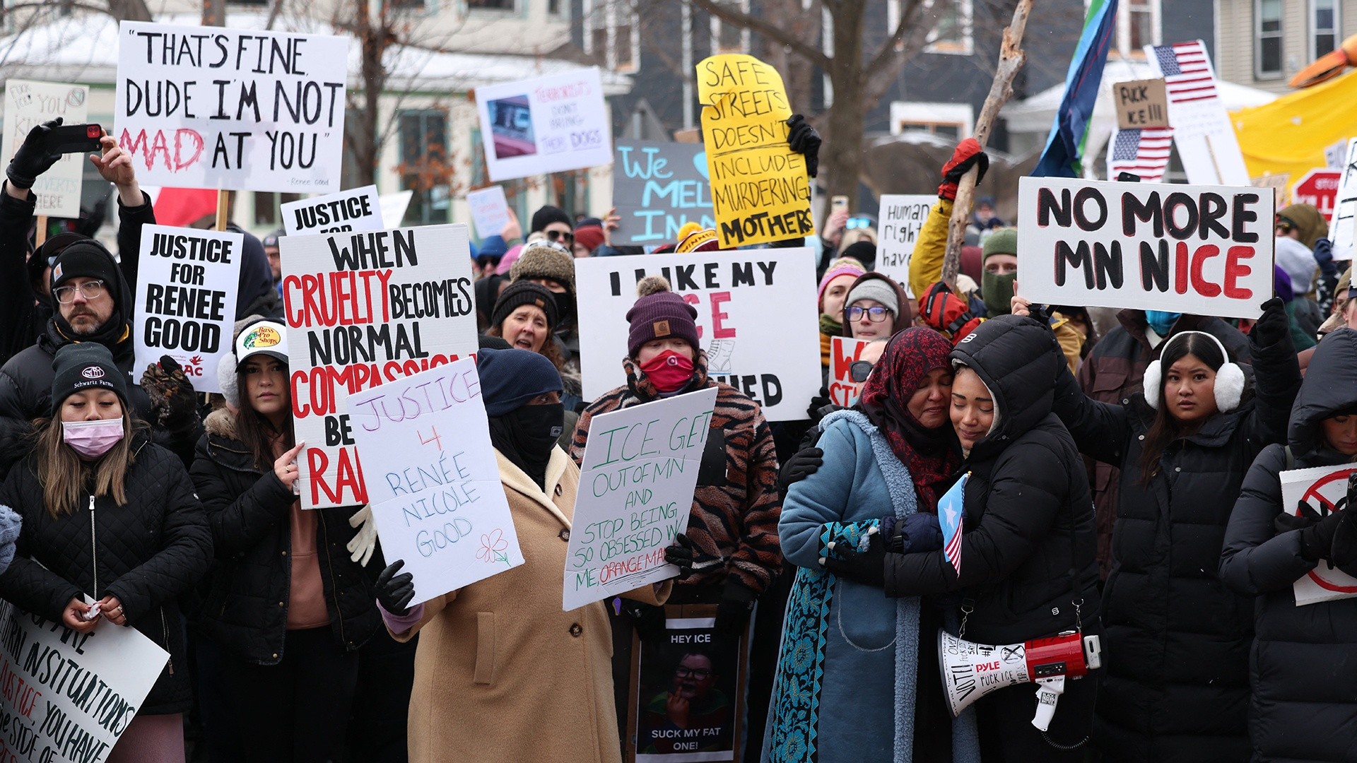 More federal agents to be deployed to Minnesota after shooting