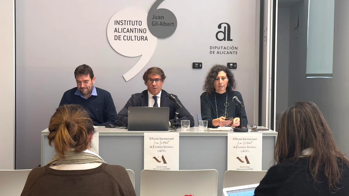Raúl Ordás gana el II Premio Juan Gil-Albert de escritura aforística ...