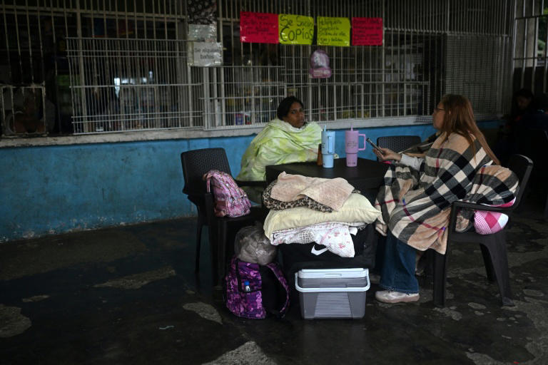 Venezuela dice que liberó a más de 100 presos políticos en medio de la ...