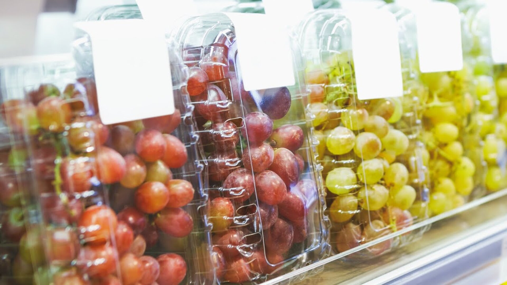 Big mistakes everyone makes when buying grapes