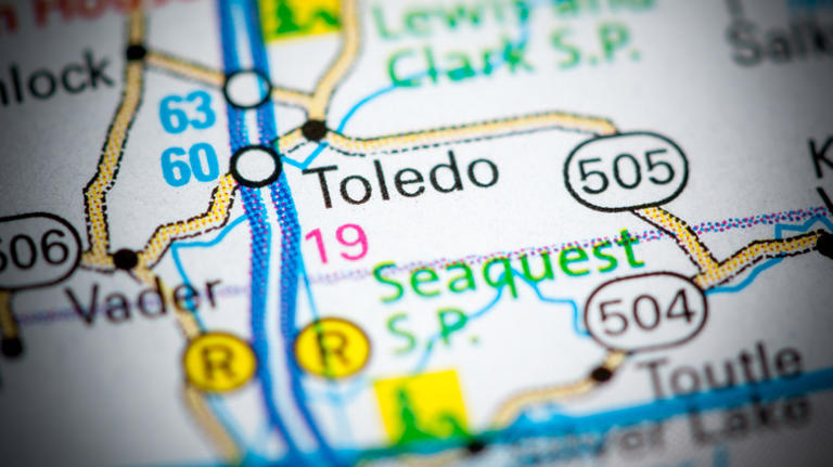 Between Portland And Seattle Is Washington's Gateway City To Mt. Saint ...