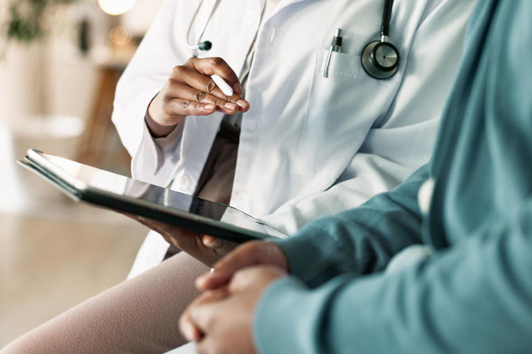 Blind mother’s eyesight is restored after undergoing cutting-edge ...