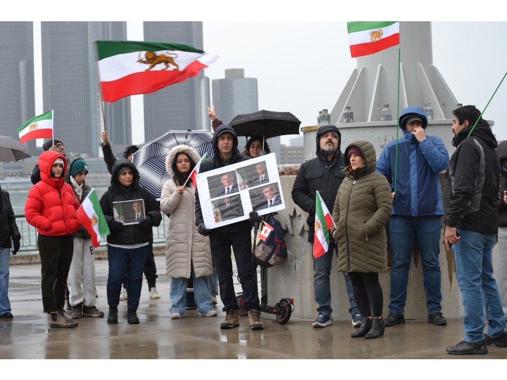 Windsor protestors decry Iran's oppressive regime