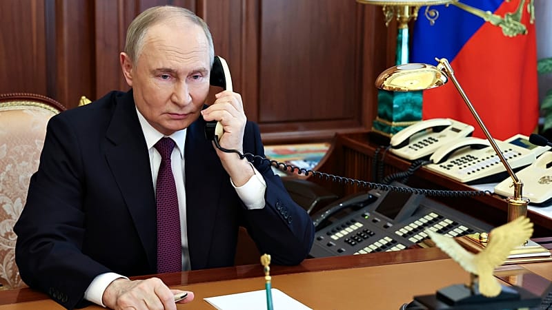 Brussels says door open to direct talks with Putin 'at some point' but ...