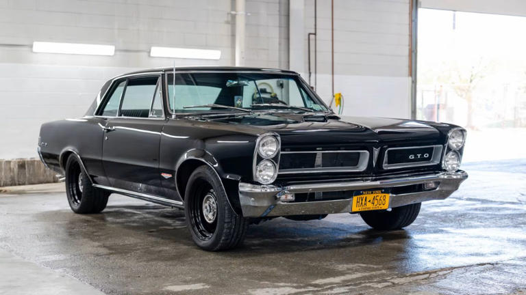 Funkmaster Flex’s legendary muscle car collection rolls through Mecum ...
