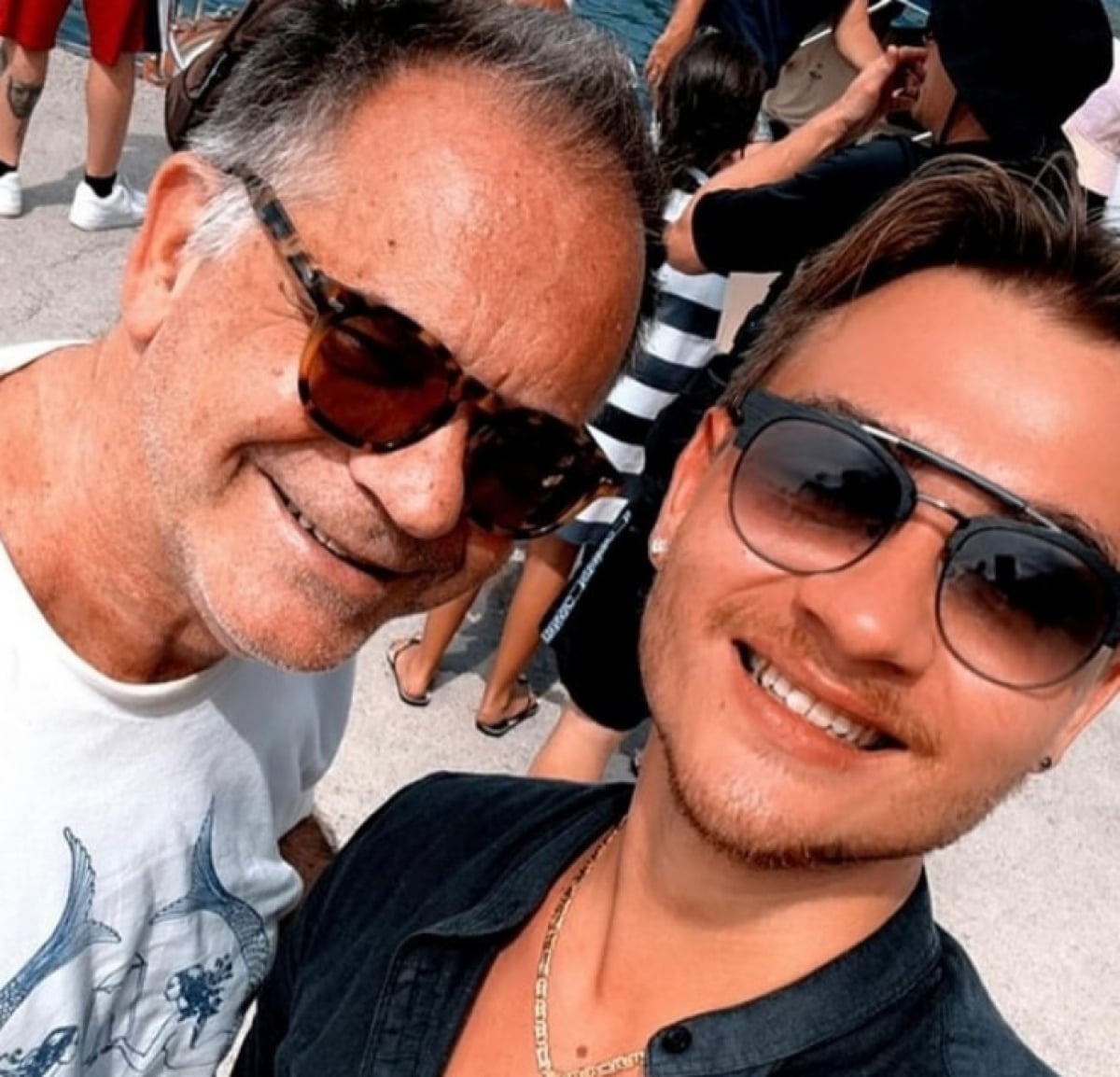 Alessandro Cecchi Paone divorzia dal giovane compagno. I dettagli