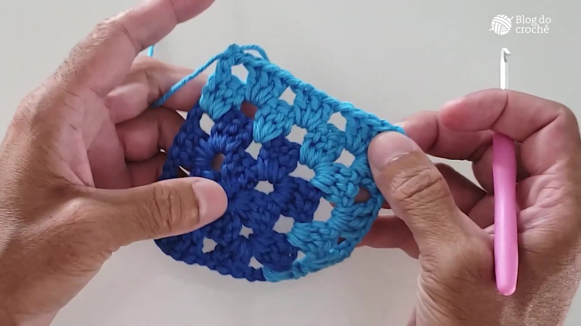 Efeito 3D - Quadradinho em crochê