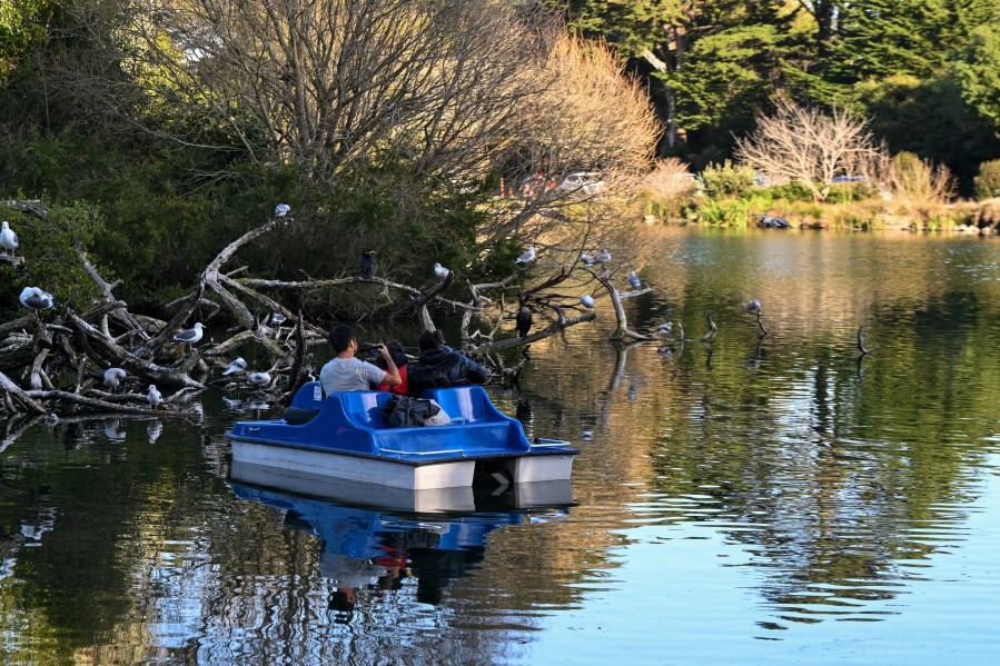 Sunny, dry Monday in Bay Area