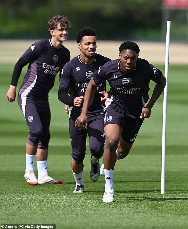 Arsenal confirm key academy figure who helped young stars set for shock ...