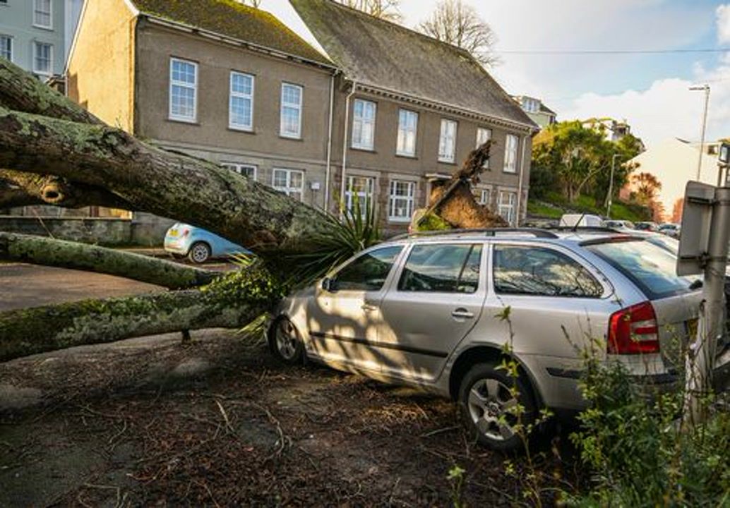 Storm Goretti leaves UK reeling, danger not over