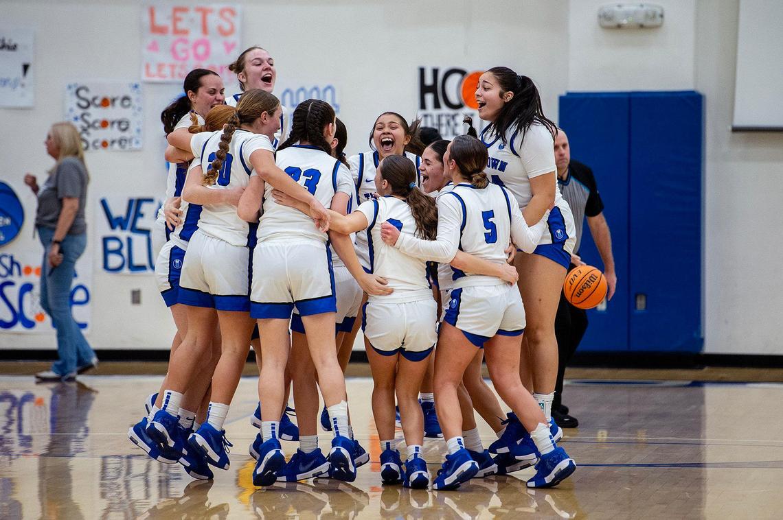 CCC girls basketball tips off with huge first-game showdown: El Capitan ...