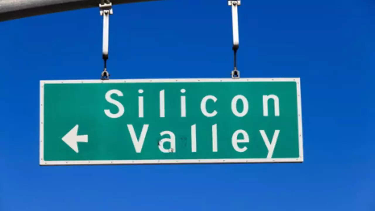 Another billionaire announces plan to leave California: ‘this make it ...