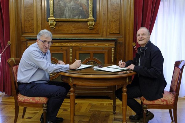 El Ayuntamiento recibe en cesión la colección de la Fundación Museo ...