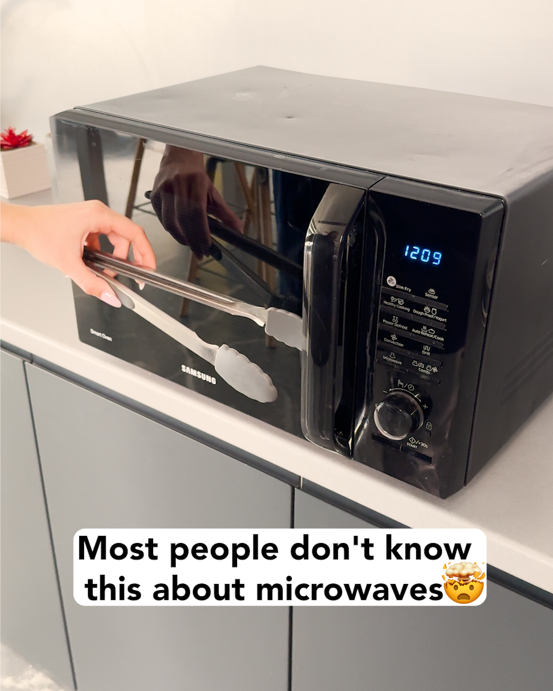 Keep your microwave's door shut with this hack💯
